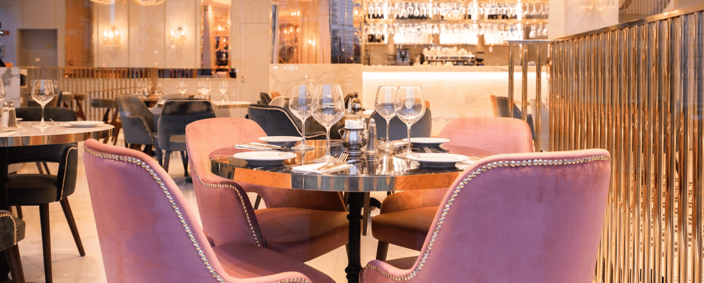 Book a table | Caffè Concerto
